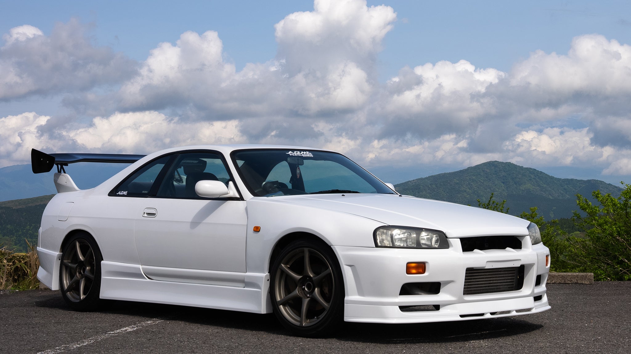 Building an URAS R33.4 – FUJI CLASSICS